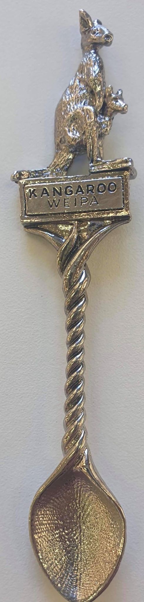 KANGAROO WEIPA - Australian Tourist Souvenirs