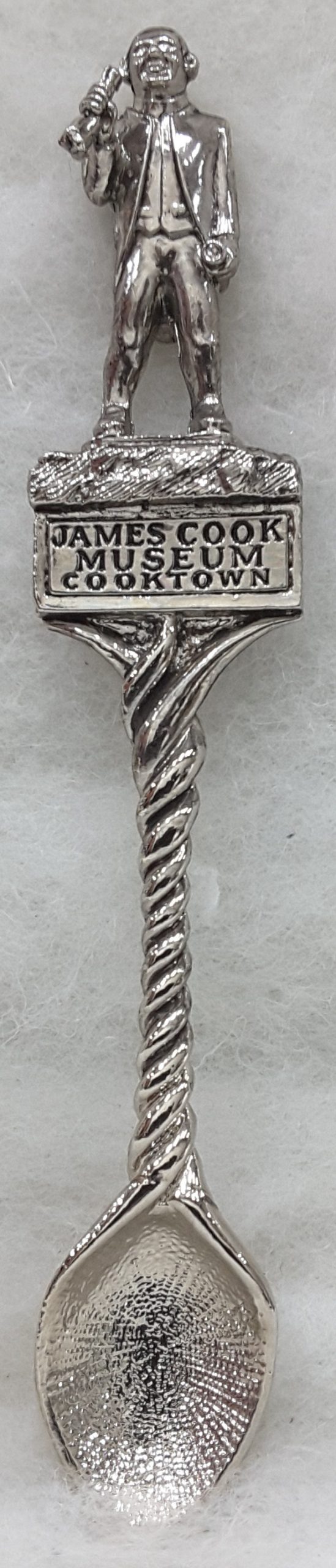 CAPTAIN COOK JAMES COOK MUSEUM COOK TOWN - Australian Tourist Souvenirs